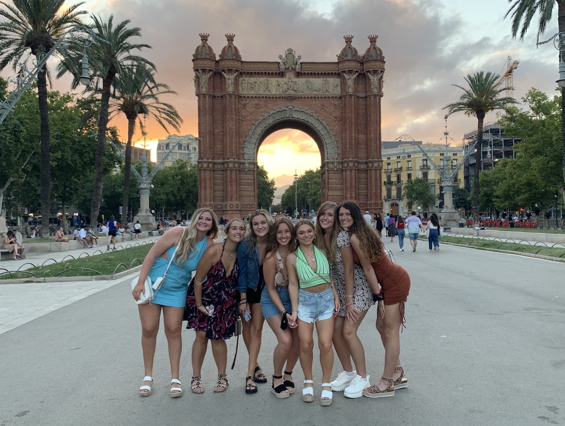 GO Barcelona 2023 Staging • LeadAbroad